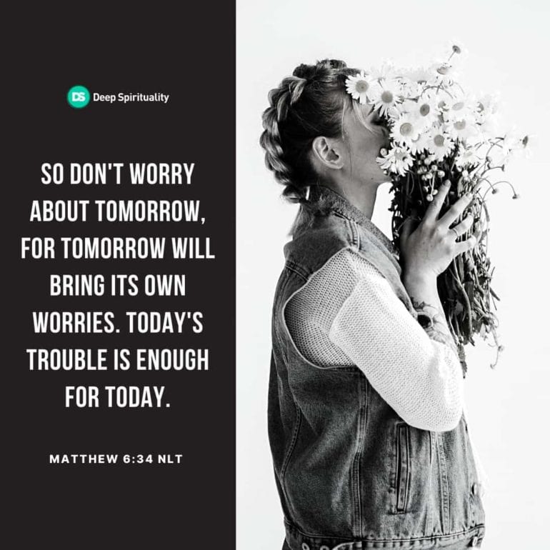 10 Scriptures About God’s Timing to Ease An Anxious Mind